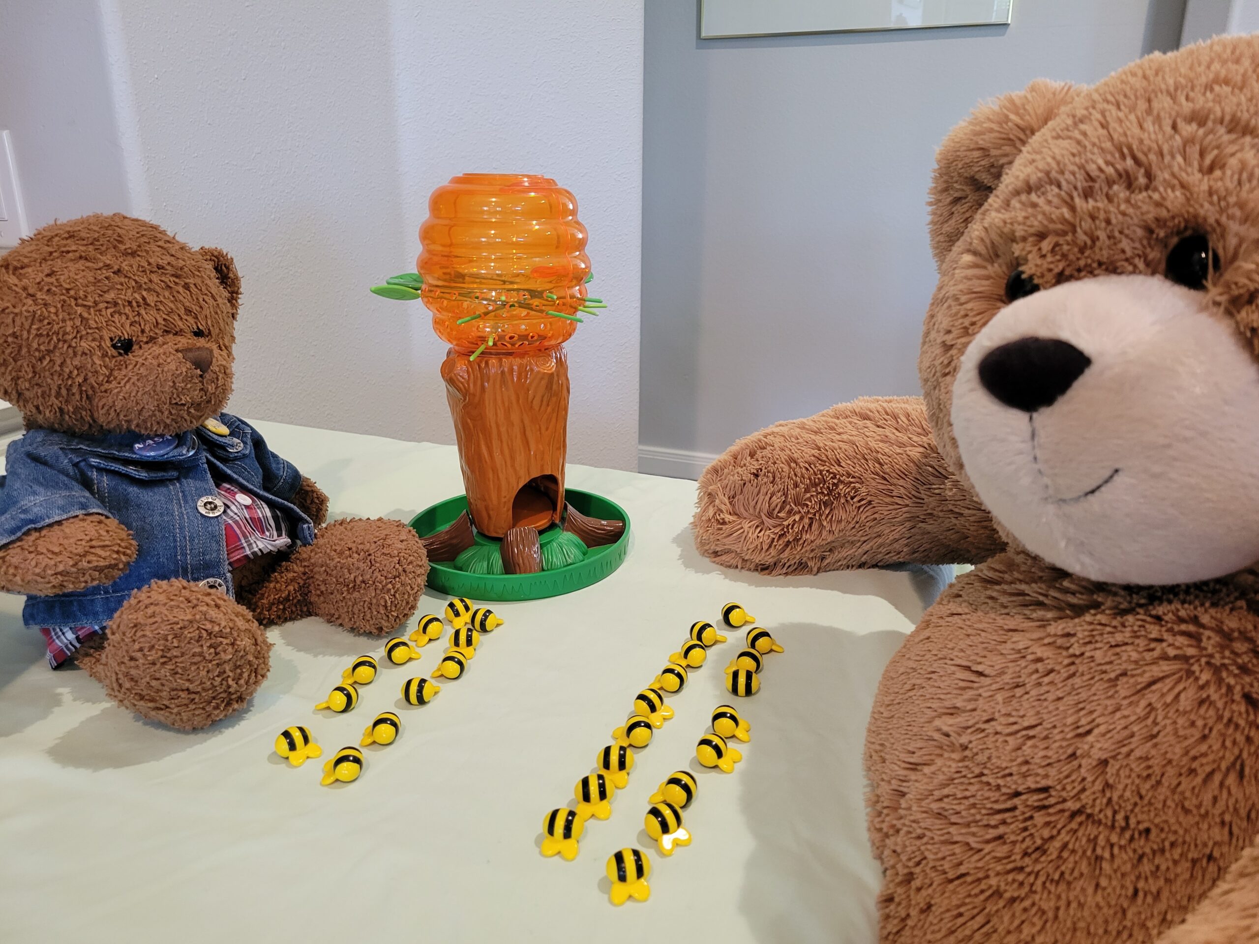 Honeybee Tree game - Life is Beary Good